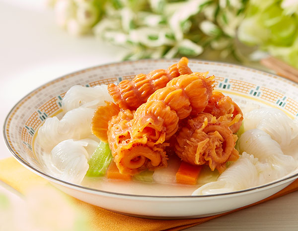 Konjac Knots with Red Sea Cucumber Meat in Pork Bone Soup | Central ...